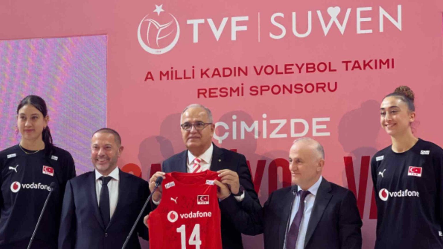 Suwen A Milli Kadın Voleybol Takımı'nın 2023-2026 yılı ‘Resmi Sponsoru ...